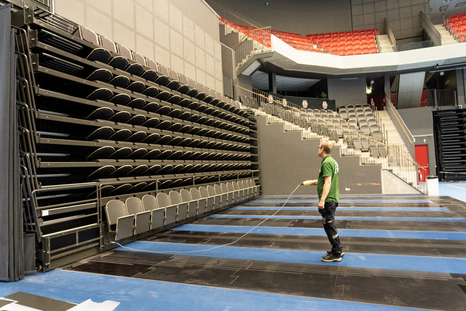 Halmstad Arena har nya läktare! - Alfing Seating – Älmhult